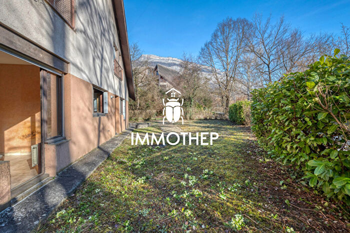 Appartement à vendre - Meylan, Centre-ville - 3 pièces - 2 chambres