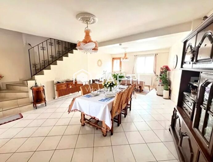 Maison à vendre - Lacroix-Saint-Ouen - 5 pièces - 3 chambres