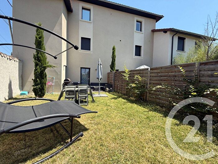 Appartement 4 pièces à Heyrieux, à louer