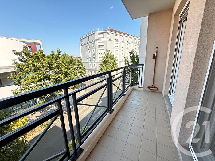 Vincennes, Est : Appartement 2 pièces à vendre