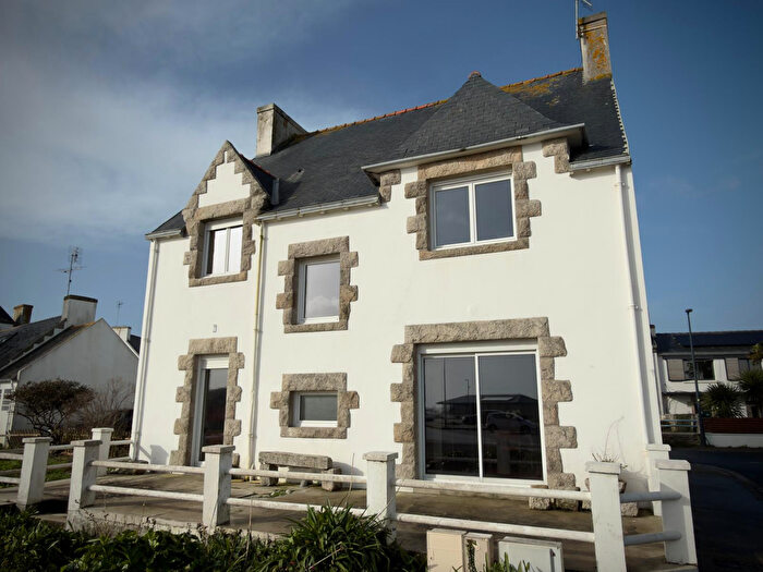 Maison à vendre - Plobannalec-Lesconil - 5 pièces - 4 chambres