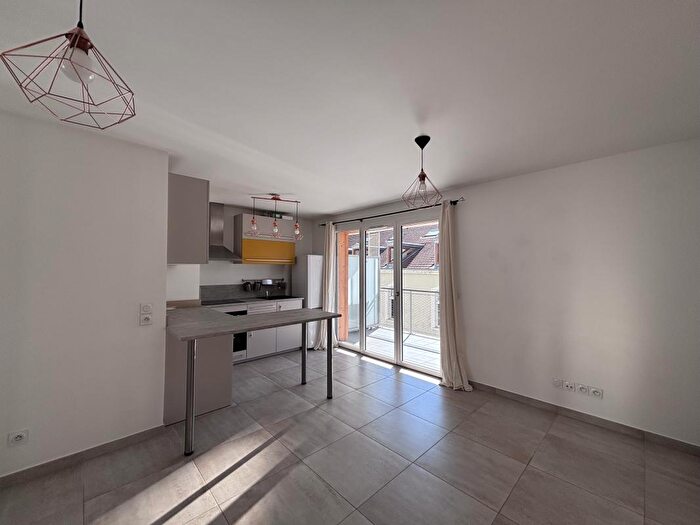Appartement 2 pièces à louer à Grenoble, Notre-Dame, Mutualité