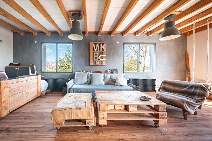 Maison 6 pièces à Varois-et-Chaignot, à vendre