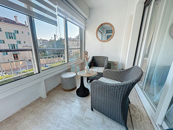 Appartement à vendre - Cannes, Californie Pezou - 2 pièces - 1 chambre