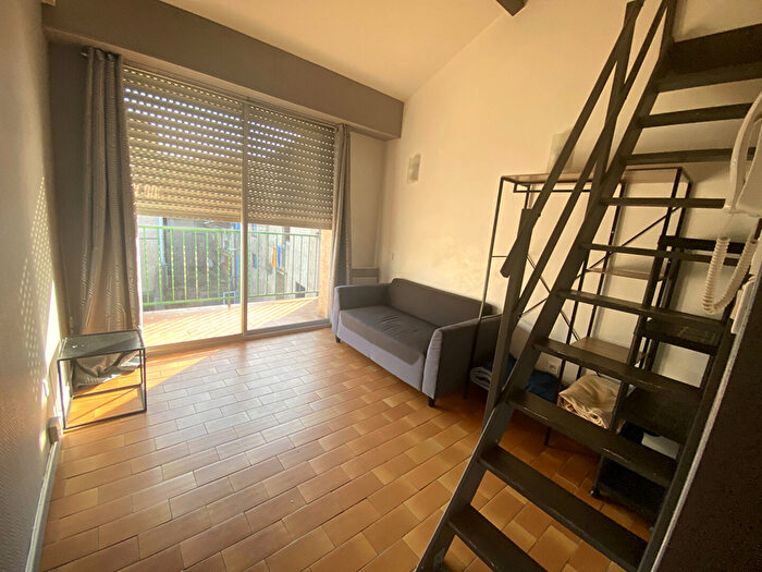 Appartement à louer - Pamiers, Lafitte, Les Usines, Jeu du Mail, La Plaine - 1 pièce