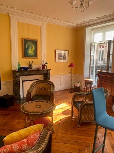 Appartement à louer - Vannes, Centre-ville, Le Port - 4 pièces - 2 chambres