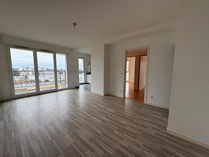 Appartement à louer - Chambray-lès-Tours - 3 pièces - 2 chambres