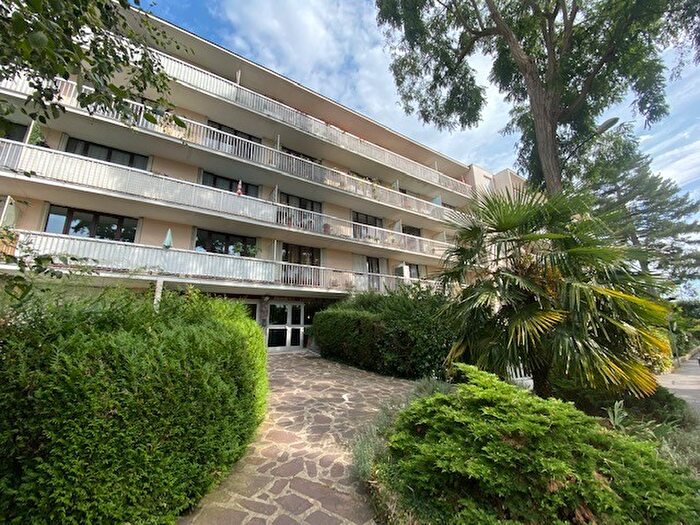 Appartement à louer - Taverny, Centre-ville, Les Coteaux - 1 pièce