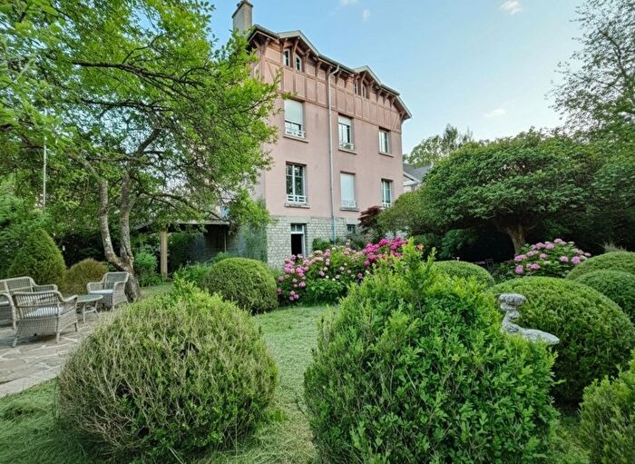 Vittel : Maison 8 pièces à vendre
