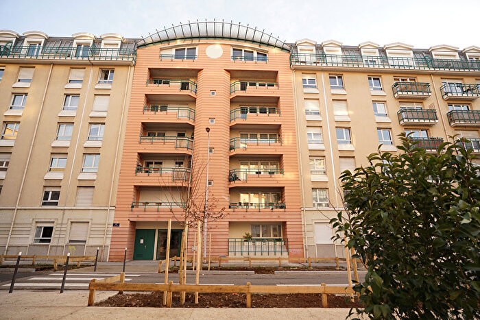 Appartement à vendre - Lyon e , Jean Macé - 3 pièces - 2 chambres