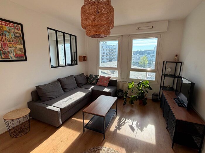Aristide Briand, Montrouge : Appartement 2 pièces à louer
