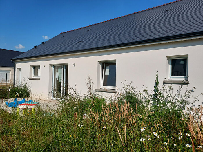 Maisons à vendre et appartements à louer - 1