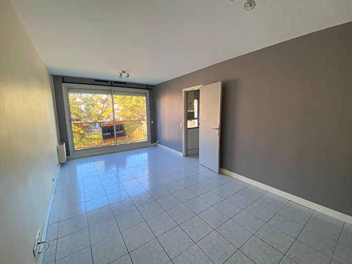 Appartement à louer - Quartiers Sud-Ouest, Alma - 4 pièces - 3 chambres