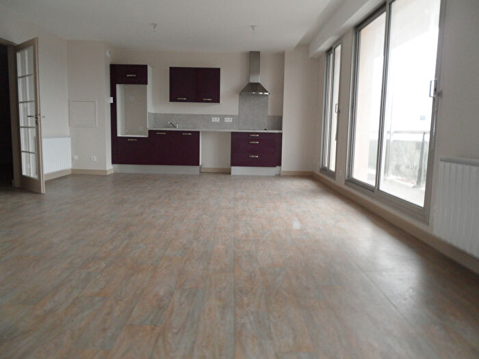 Bourges, Aéroport, Vauvert, Pierrelay, Pissevieille - Appartement 3 pièces à louer