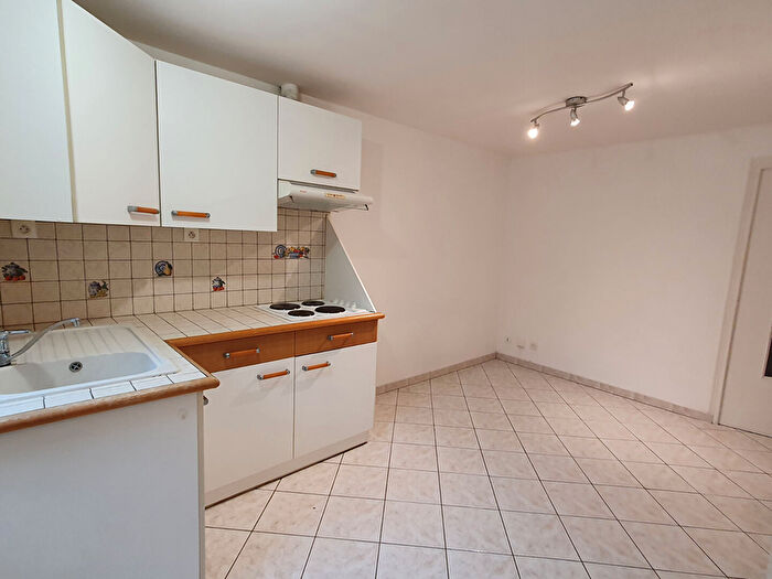 Appartement à louer - Gometz-le-Châtel - 2 pièces - 1 chambre