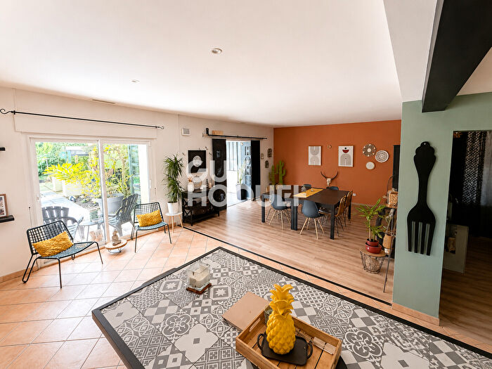 Maison 6 pièces à vendre à Saint-Estèphe