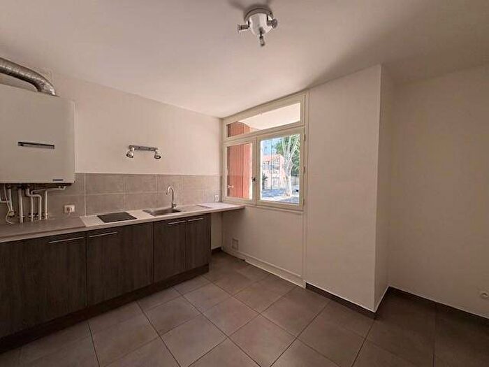 Ancien Hôpital, Béziers : Appartement 1 pièce à louer