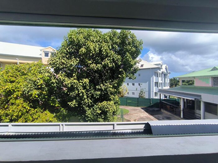 Appartement à vendre - Le Gosier - 2 pièces - 1 chambre