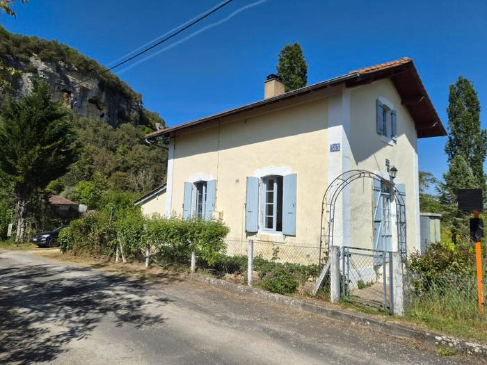 Maison 4 pièces à postalCode, à vendre