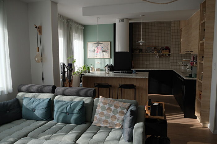 Appartement à vendre - La Madeleine, Grand Boulevard - 3 pièces - 2 chambres