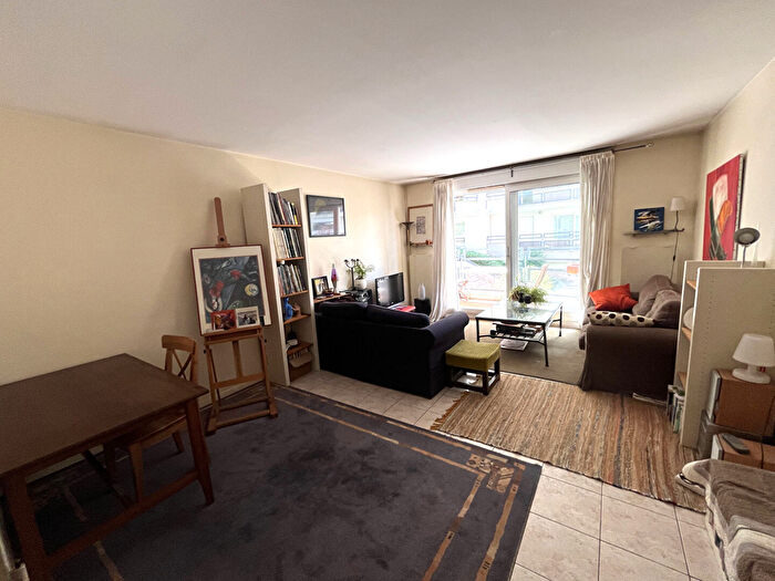Appartement 3 pièces à Chaville, Doisu, à vendre