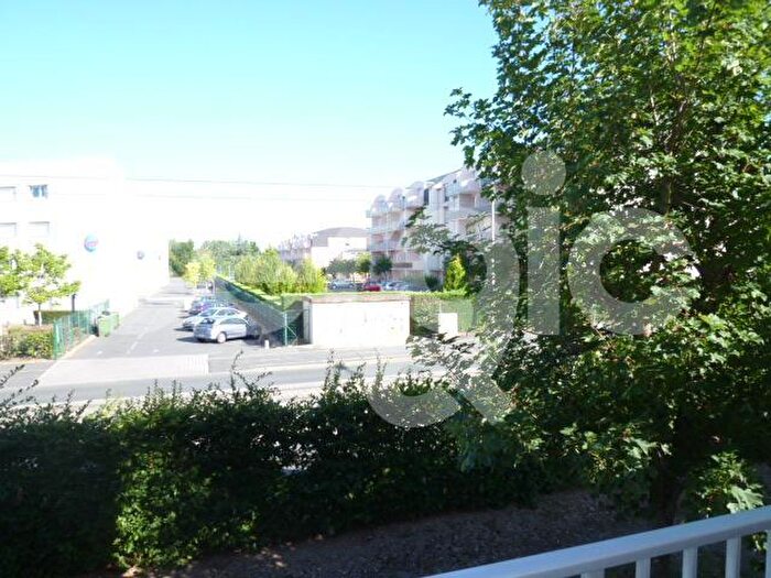 Appartement à louer - Olivet, Larry, Coin Rond, Lorette - 1 pièce