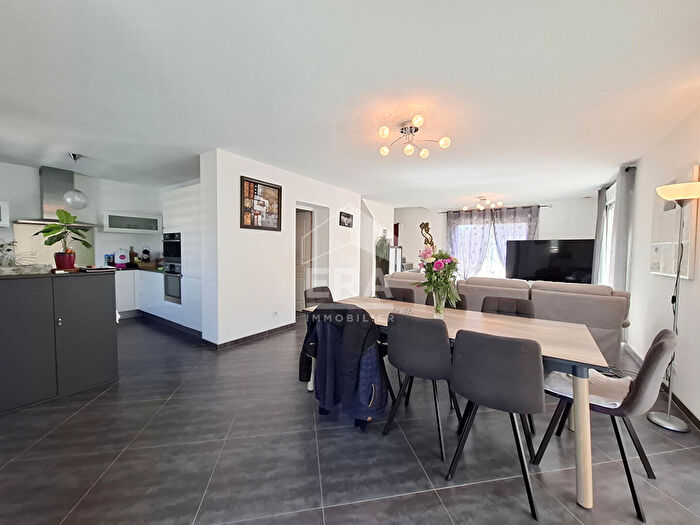 Maison à vendre - Vineuil - 7 pièces - 4 chambres