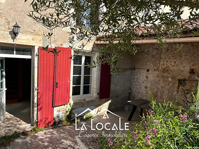 Montbron : Maison 5 pièces à vendre