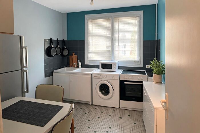 Appartement à vendre - Millau, Jean Jaurès - 1 pièce