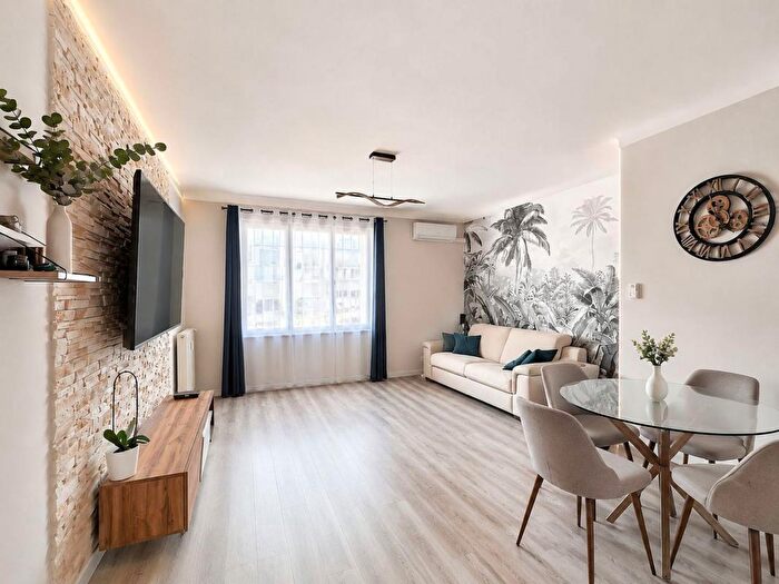 Appartement 4 pièces à vendre à Cagnes-sur-Mer, Le Cros de Cagnes, Les Vespins