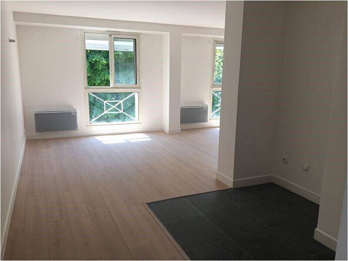 LYerres, Crosne - Appartement 3 pièces à louer