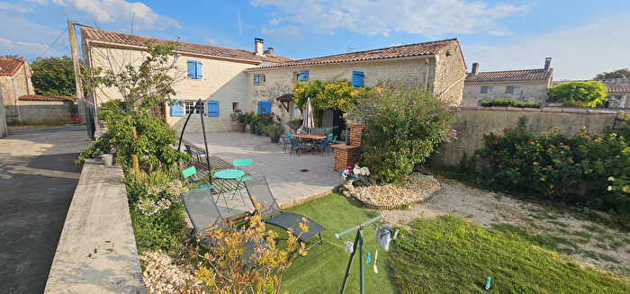 Bords : Maison 9 pièces à vendre