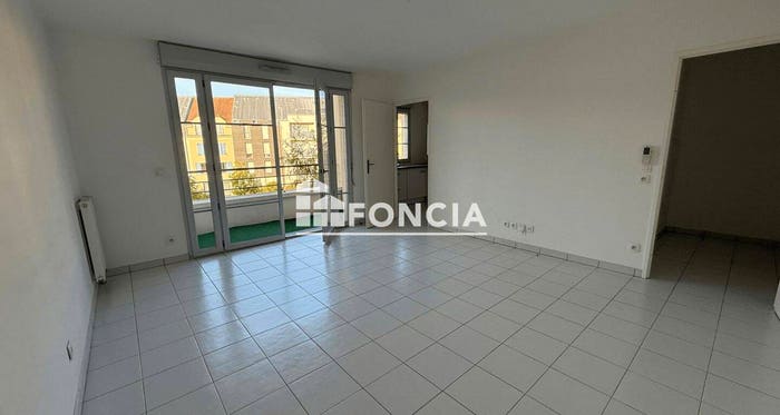 Chemin de Fer, Coulommiers - Appartement 3 pièces à louer