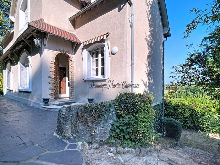 La Chartre-sur-le-Loir : Maison 5 pièces à vendre