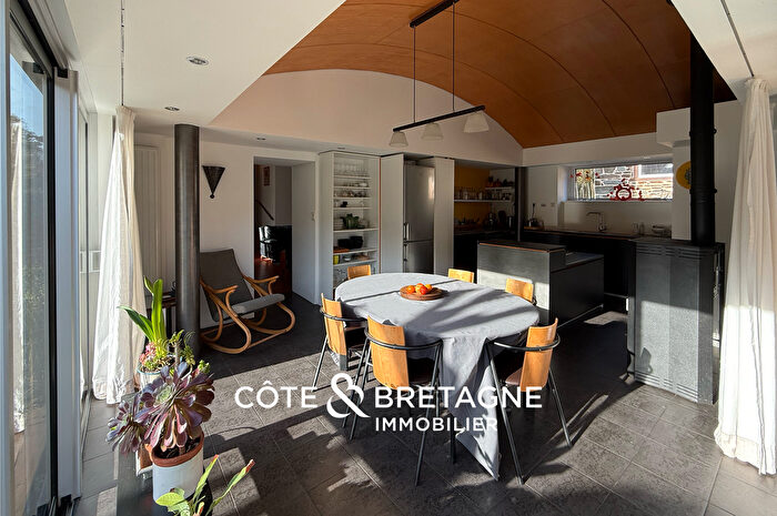 Maison à vendre - Saint-Brieuc - 5 pièces - 4 chambres