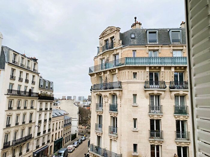 Appartement à louer - Alleray Procession, Paris ème arrondissement - 2 pièces - 1 chambre
