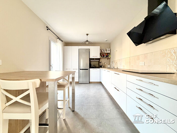 Maison à vendre - Cébazat - 6 pièces - 4 chambres