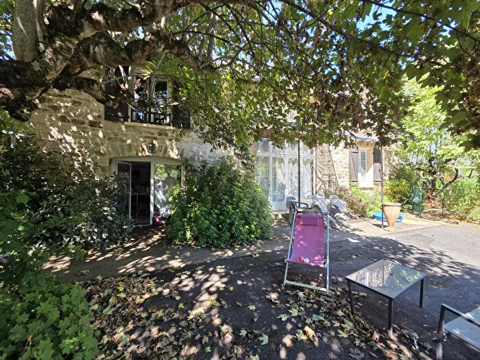 Maison 7 pièces à vendre - Salon-la-Tour