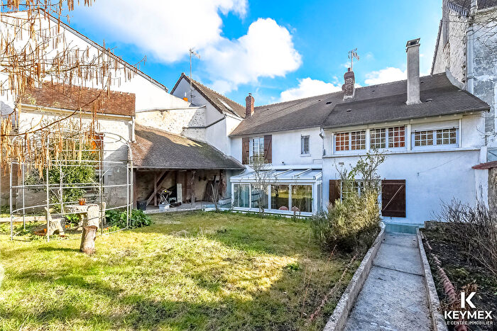 Maison à vendre - Champagne-sur-Oise - 5 pièces - 3 chambres