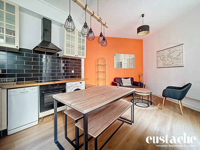 Appartement à vendre - Paris e , Barbès, Château Rouge - 2 pièces - 1 chambre