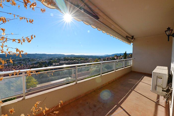 Appartement à vendre - Grasse, Centre-ville Sud - 4 pièces - 3 chambres