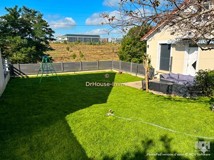 Maison 7 pièces à Louvres, à vendre