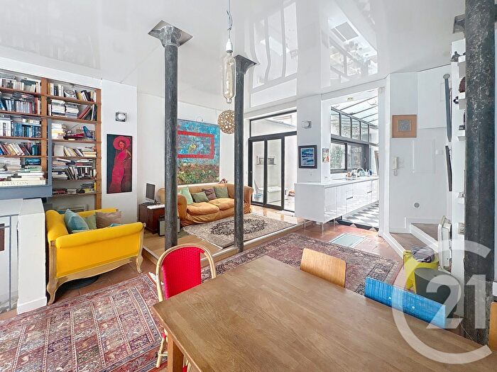 Appartement à vendre - Paris e , Montmartre, Sacré Coeur, Abbesses - 6 pièces - 4 chambres