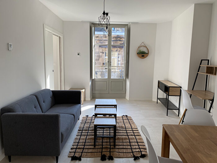 Appartement 2 pièces à louer - Brive-la-Gaillarde, Centre-ville, Pont Cardinal, Champanatier