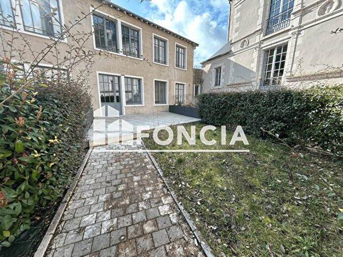 Appartement à louer - Centre Ville, Blois - 2 pièces - 1 chambre