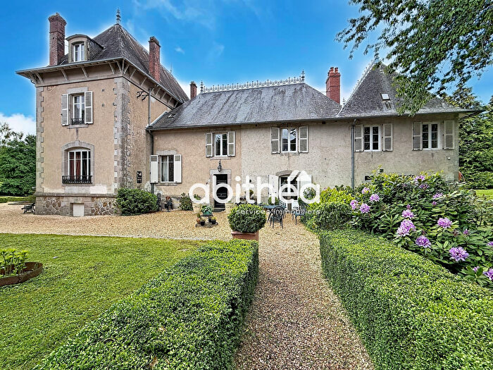 Maison 15 pièces à vendre à Bussière-Galant