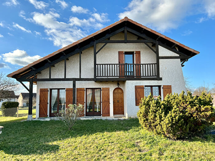 Maison à vendre - Naintré - 5 pièces - 3 chambres