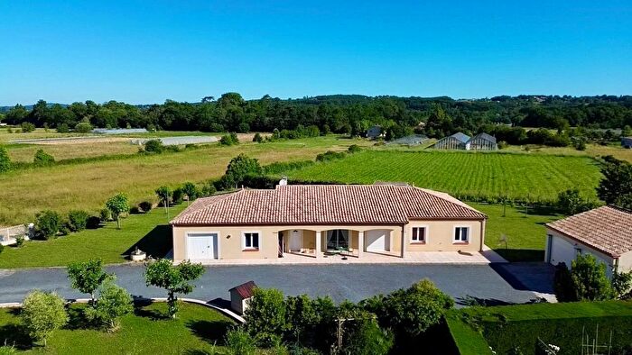 Maison à vendre - Bias - 6 pièces - 5 chambres