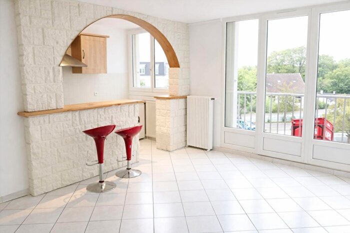 Appartement à vendre - Le Plessis-Trévise, Centre-ville, Orly Parc - 1 pièce