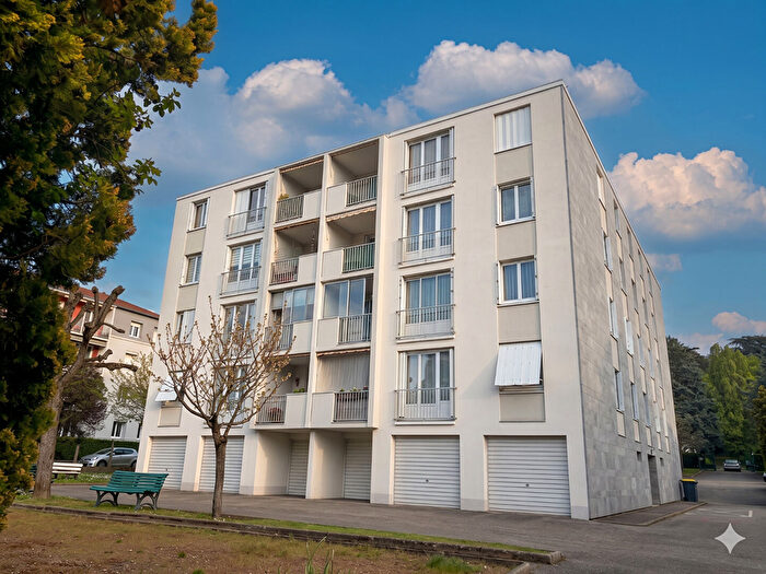 Appartement à vendre - Tassin-la-Demi-Lune, Charles de Gaulle - 5 pièces - 3 chambres